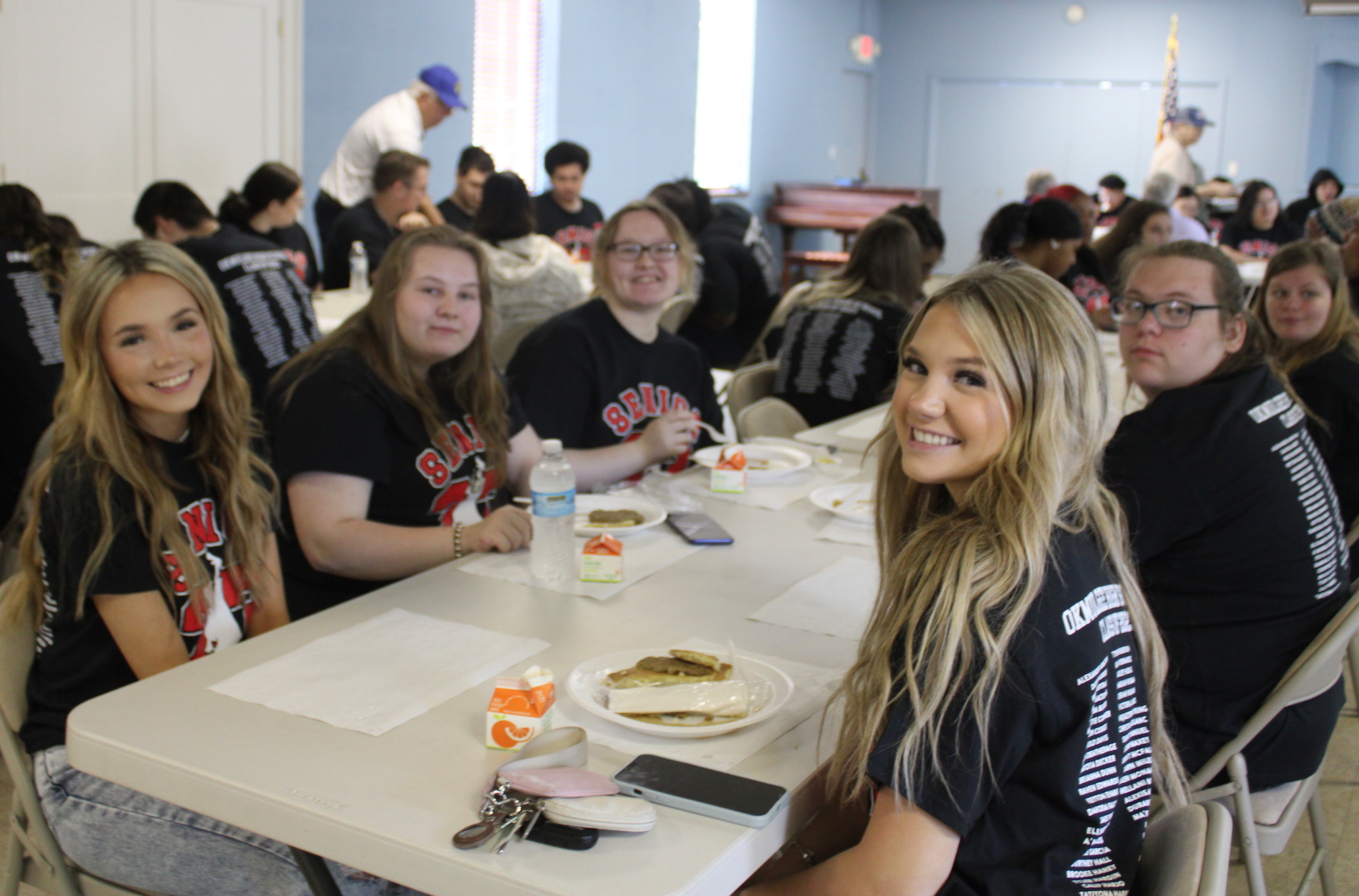 OHS Seniors Enjoy Breakfast - Okmulgee Times