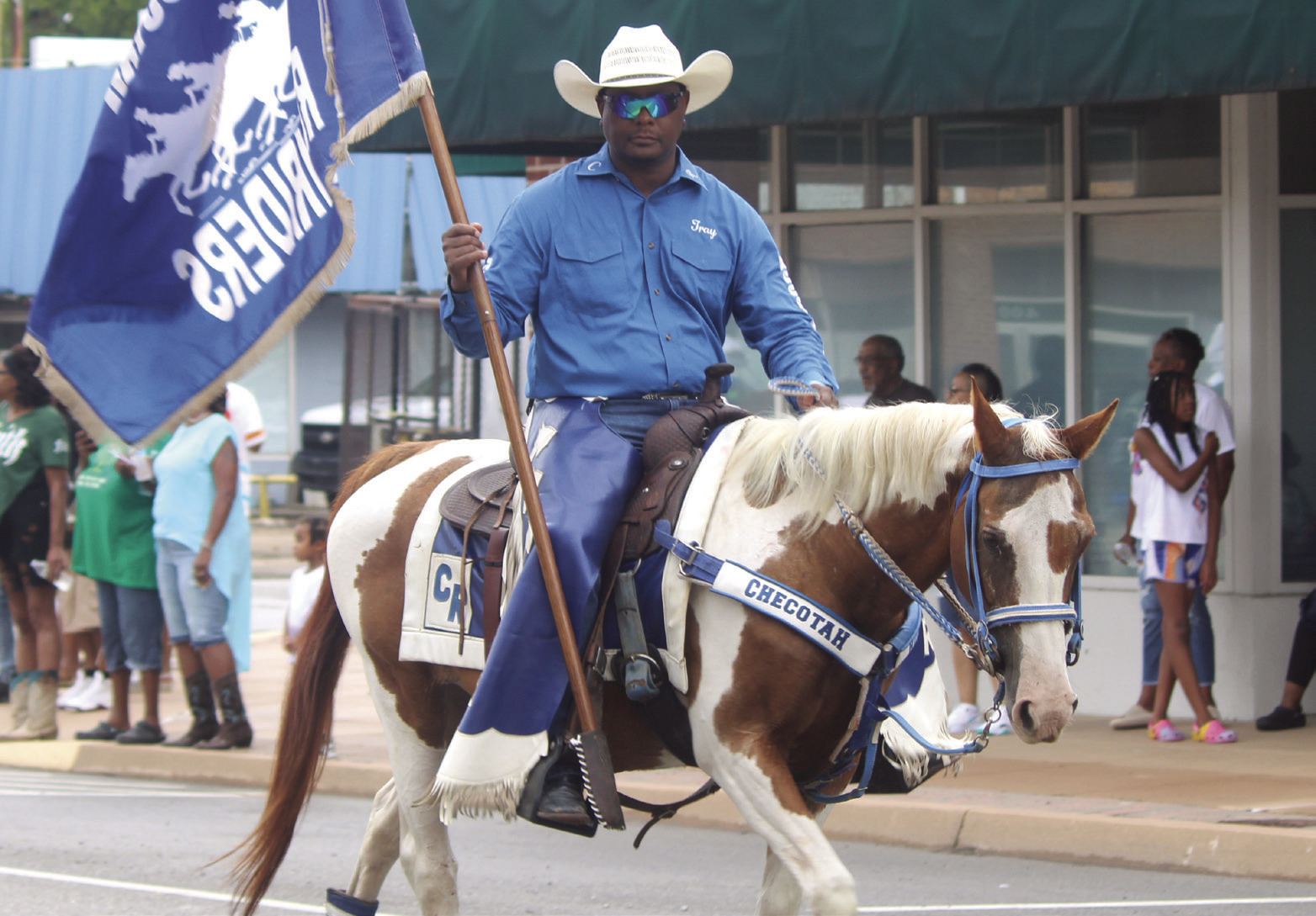 Crowds Enjoy Annual Parade, Rodeo
