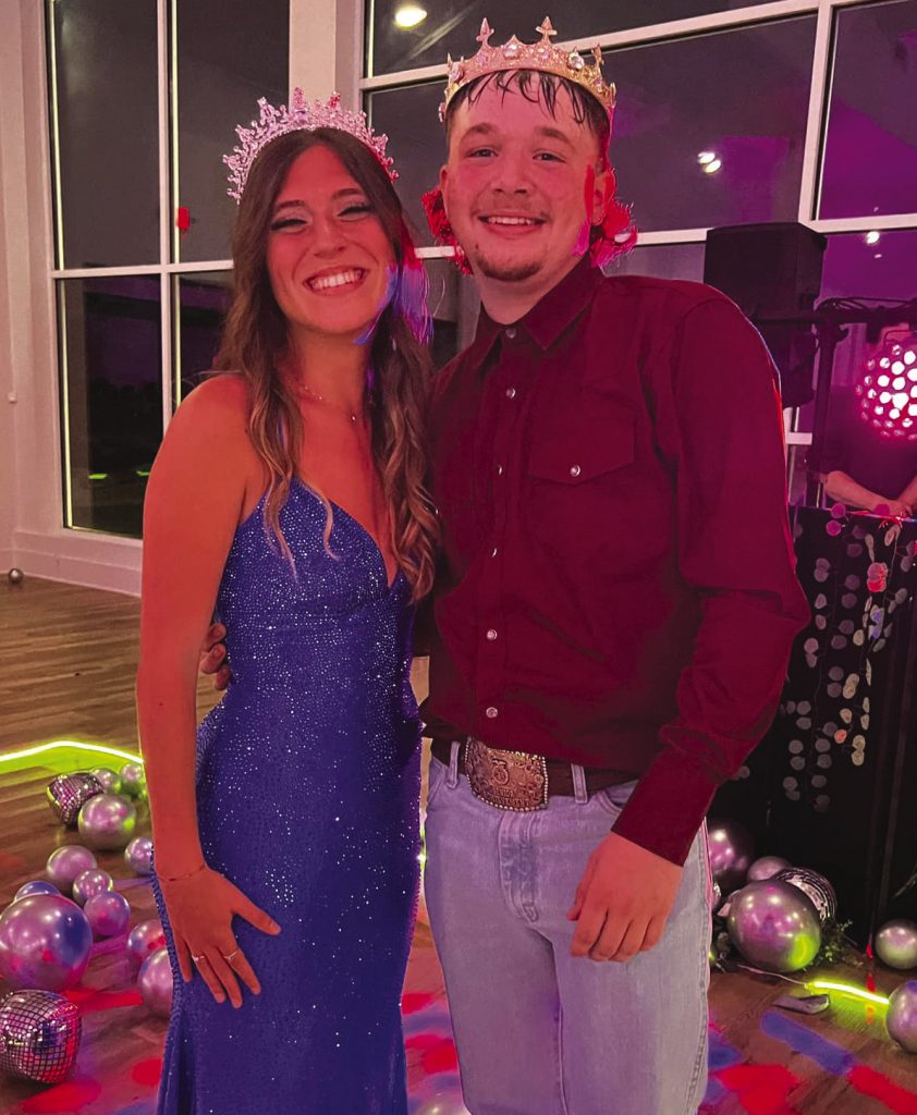 Morris Prom King & Queen Crowned