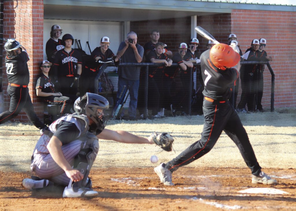 Eagles struggle against Spiro in 17-7 loss